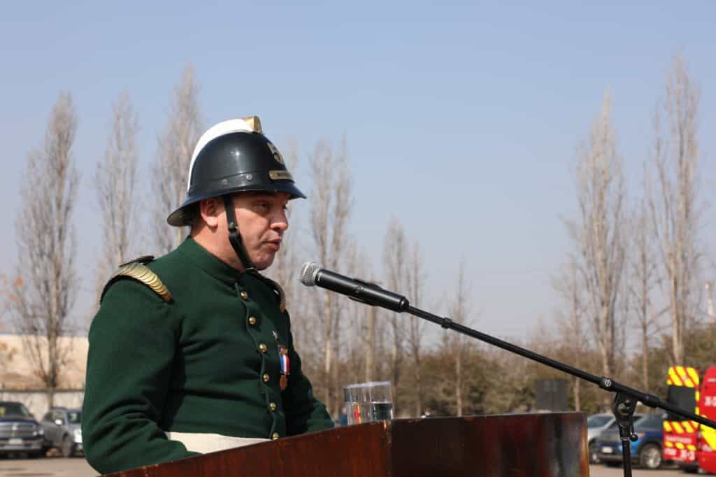 El CBS develó busto en homenaje al Comandante Mártir Máximo Humbser ...