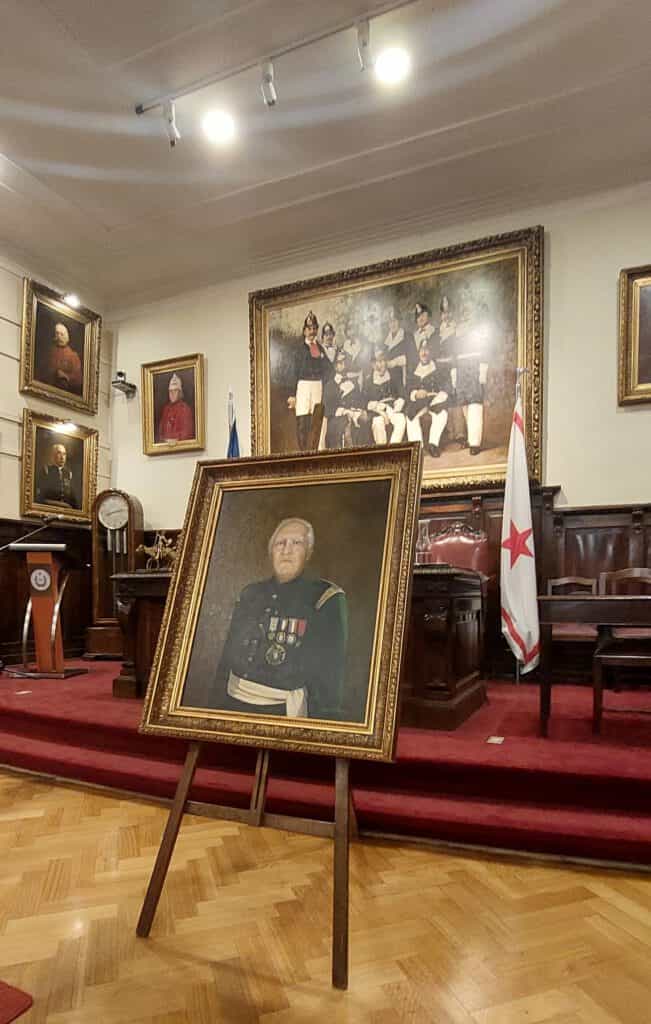 El CBS descubrió retrato al óleo del Director Honorario Enrique Matta ...