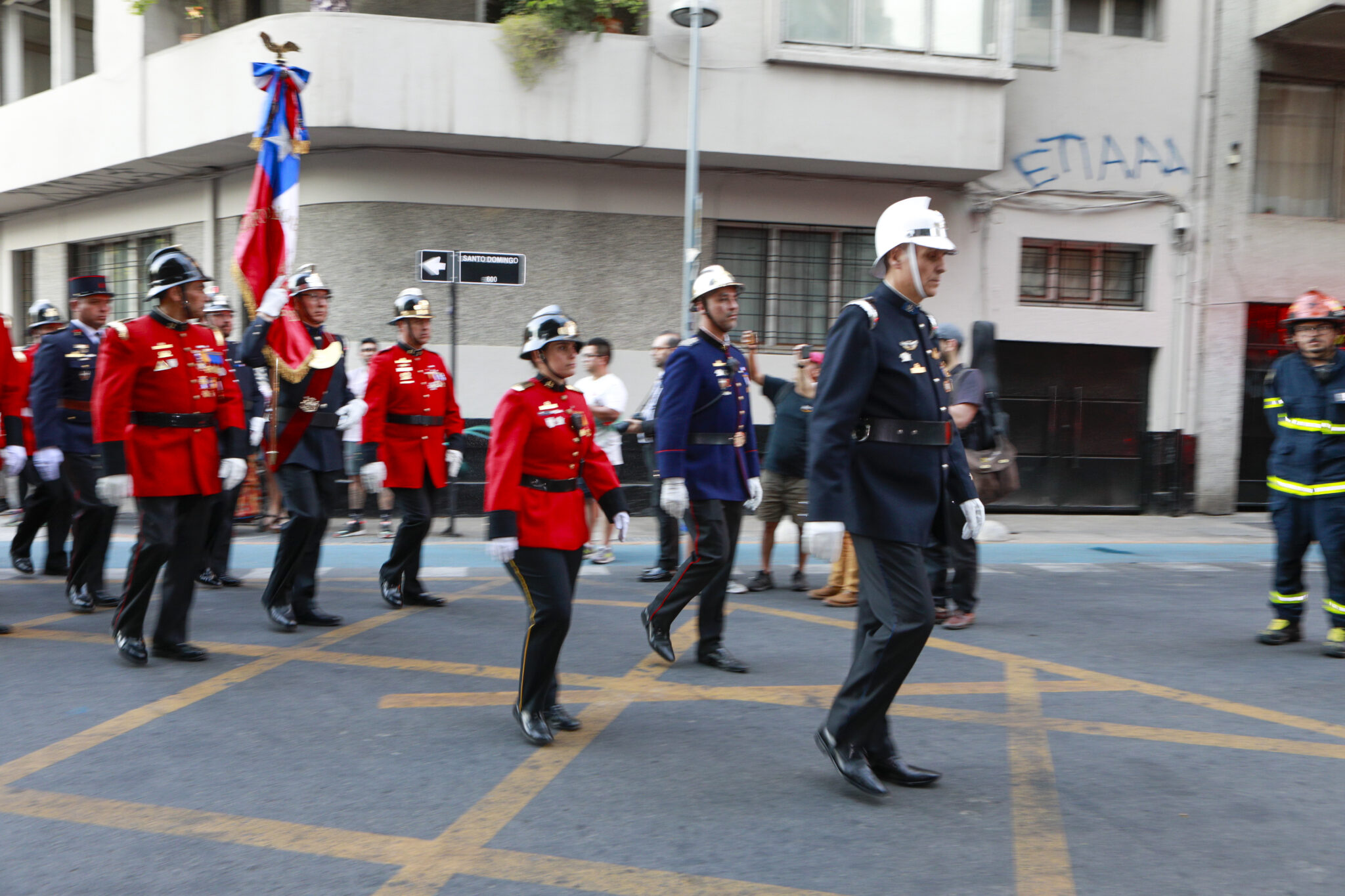 El CBS en 160 años: homenaje ante el Monumento al Bombero y desfile por la ciudad – Cuerpo de ...